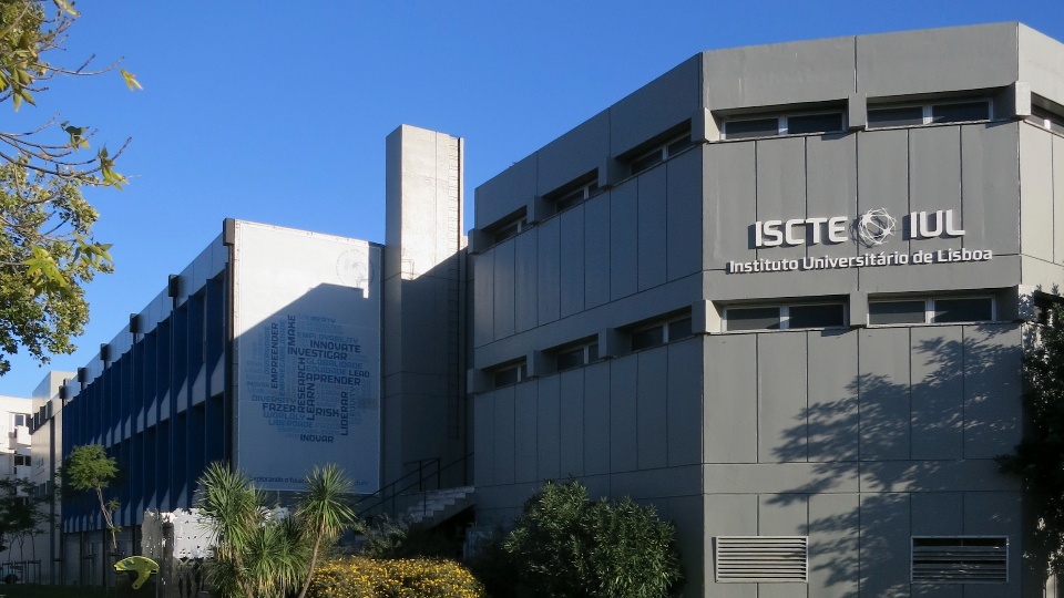 Iscte EE inicia pós-graduações online em Finanças, Gestão, Saúde ...