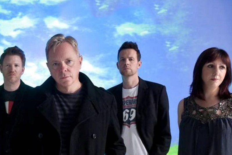 New Order lançam álbum ao vivo